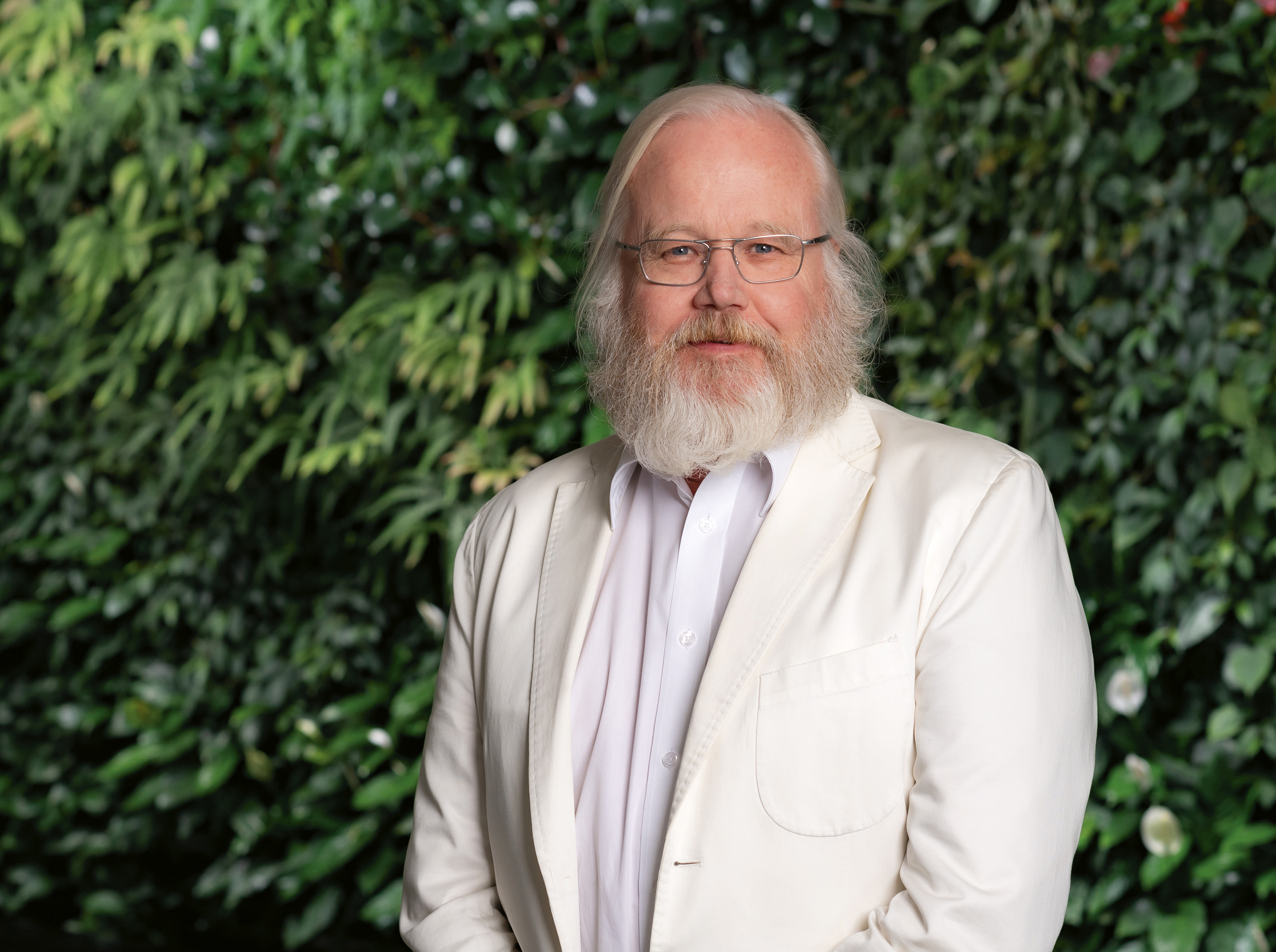 Watch Beer With A Billionaire Or Close Enough David Dicker Forbes Australia