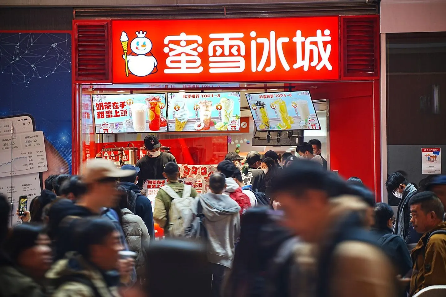 Bubble tea brothers: How two Chinese boys became billionaires