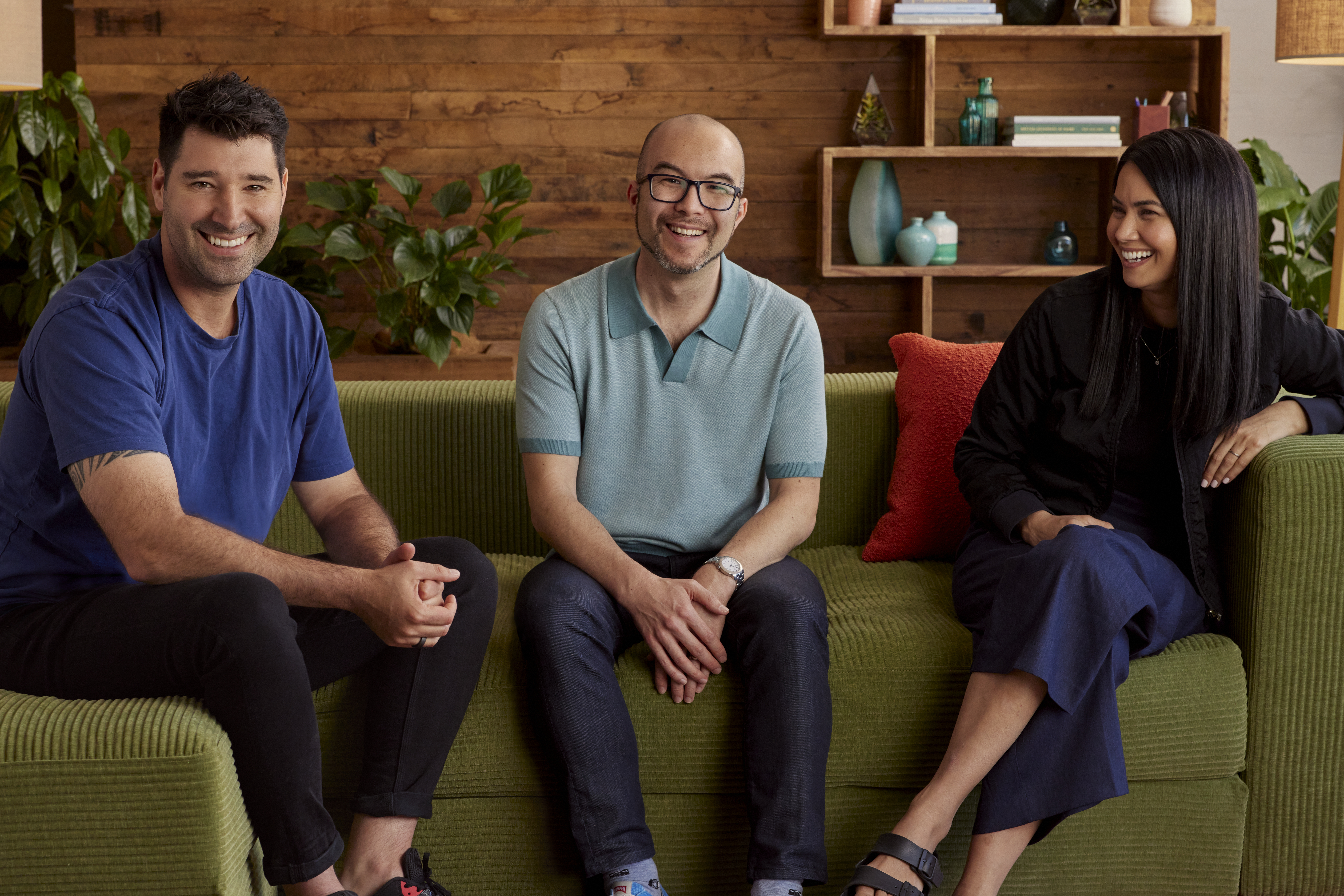 Canva expands platform to integrate AI coding and smart sheets