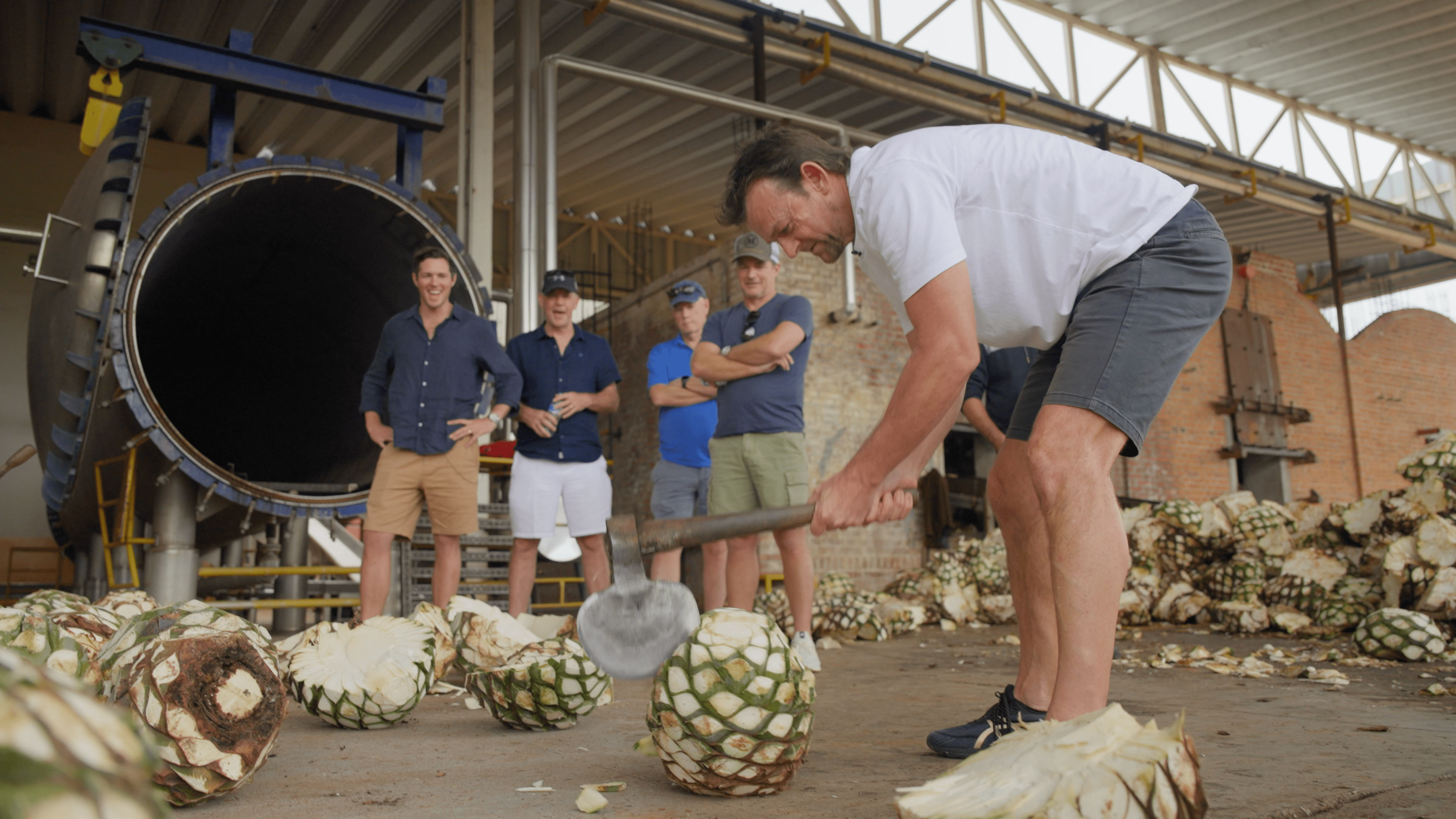 Cricket legend Adam Gilchrist enters tequila market with El Arquero