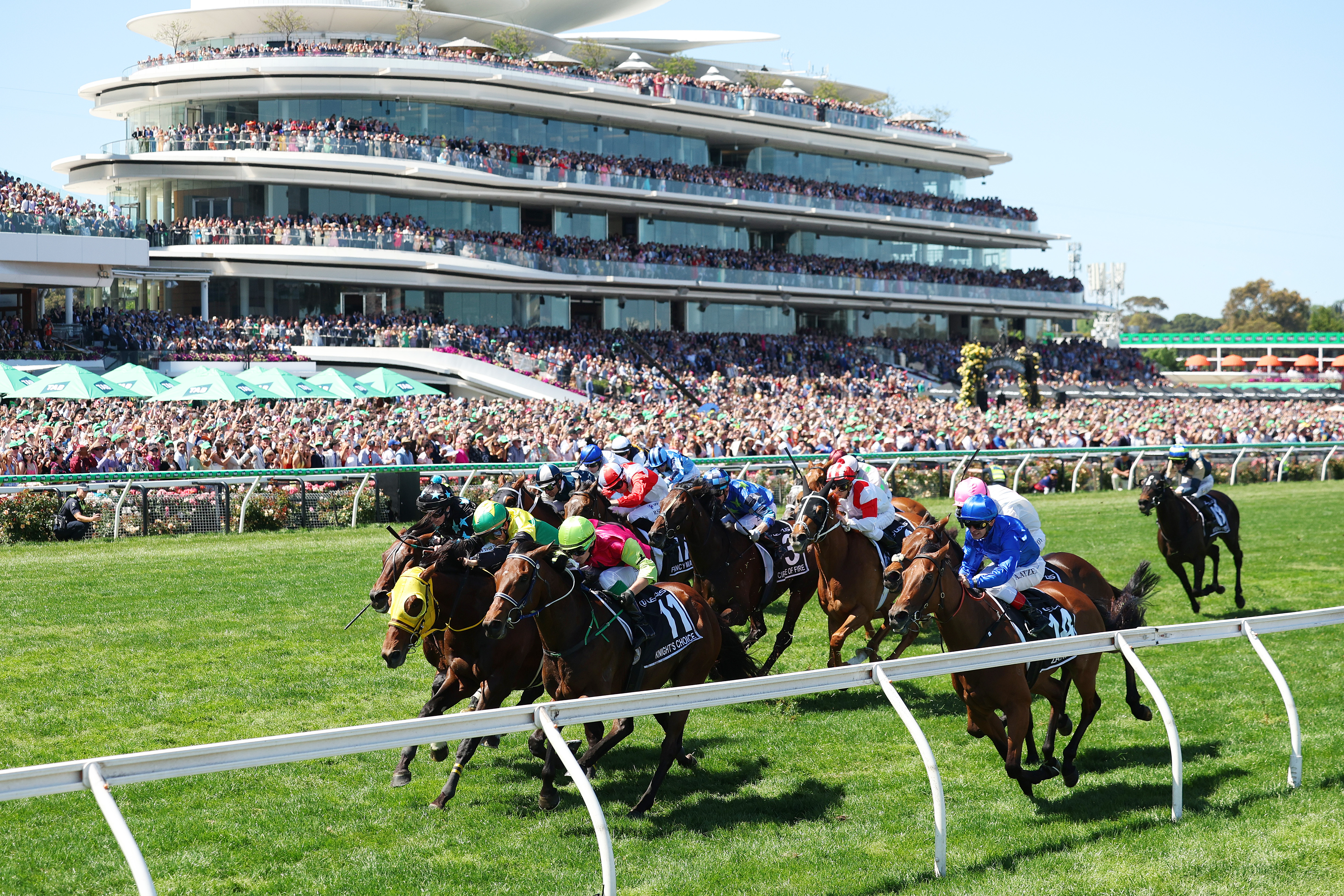 Melbourne Cup 2025: Field, Start Time, Favourites and Forecast