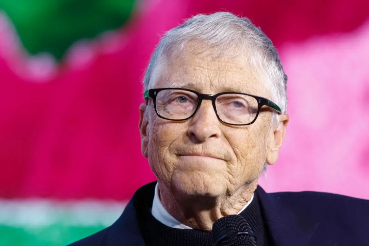Bill Gates admits he had two affairs with Russian women